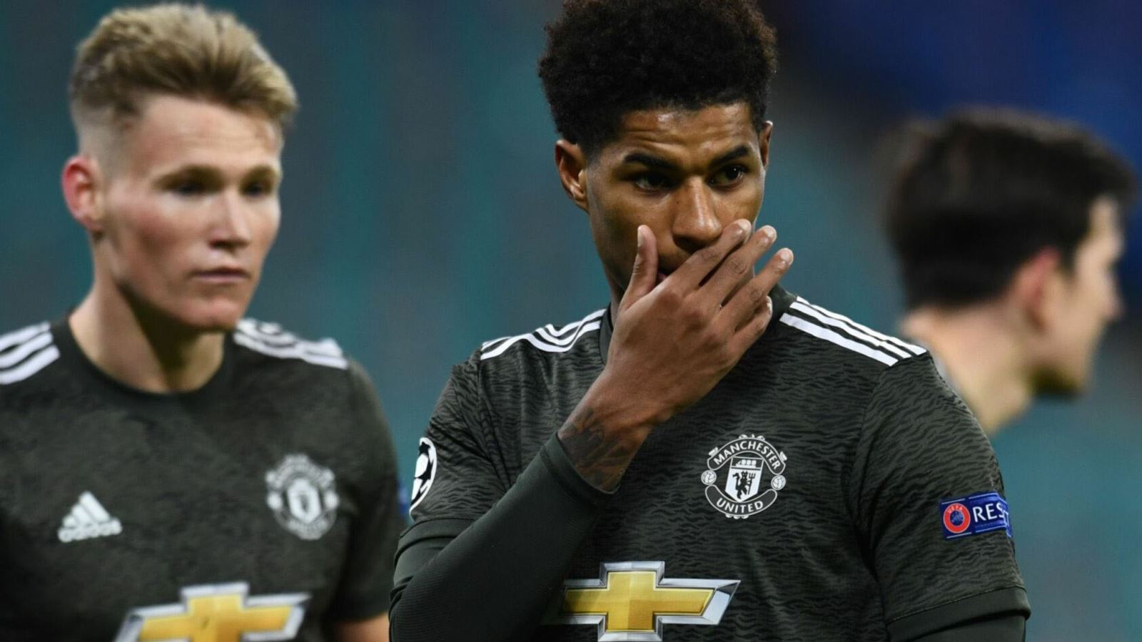 MU. Leipzig 3-2 MU. Rio Ferdinand: MU không biết đá với sơ đồ 5 hậu vệ ...